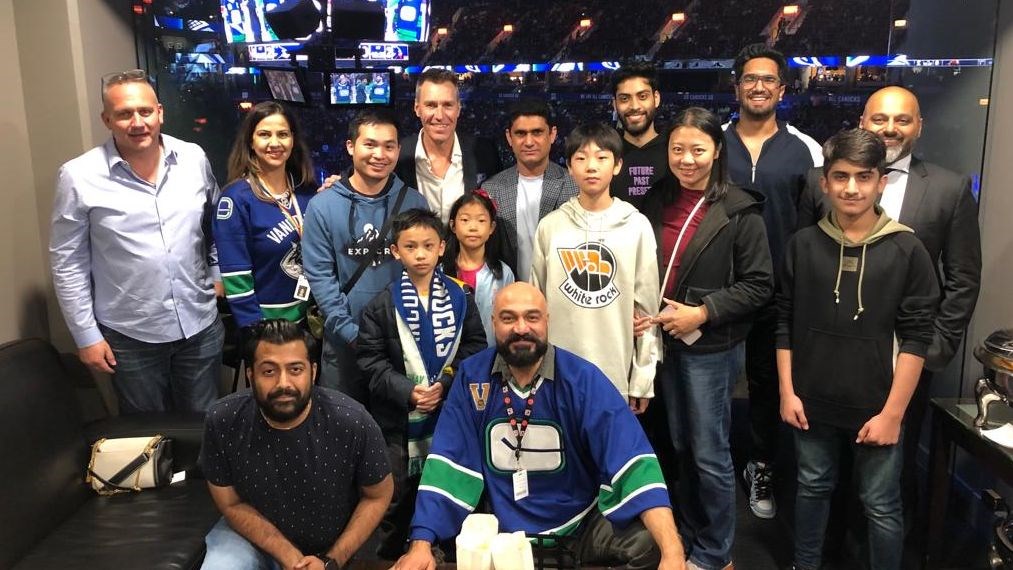 Canucks give a suite welcome to Surrey Schools Welcome Centre students